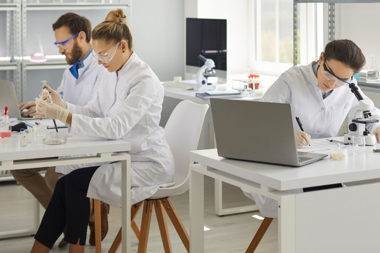 IT Support for Pharma and Biotech - Zenzero